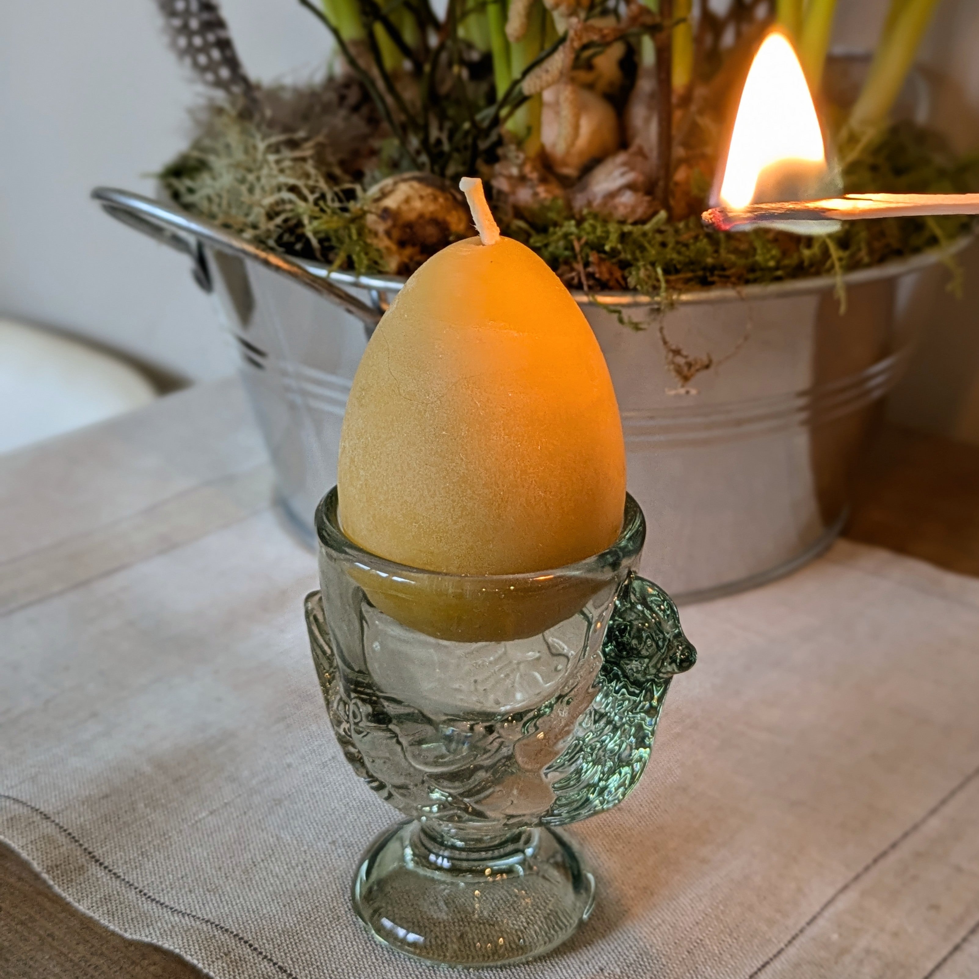 hen egg cups