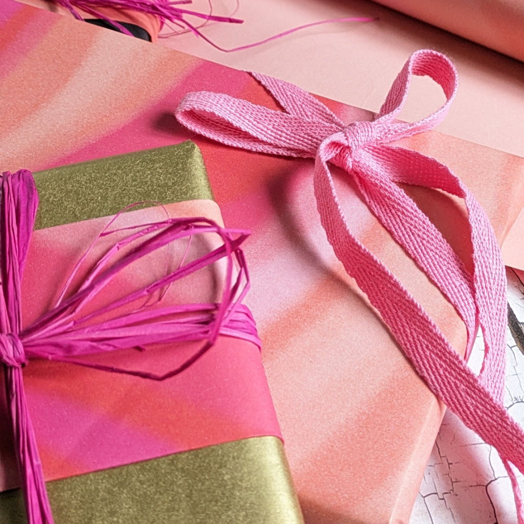 Festive Foliage Gift Wrapping Paper, 3M - FSC & Recyclable – The Danes